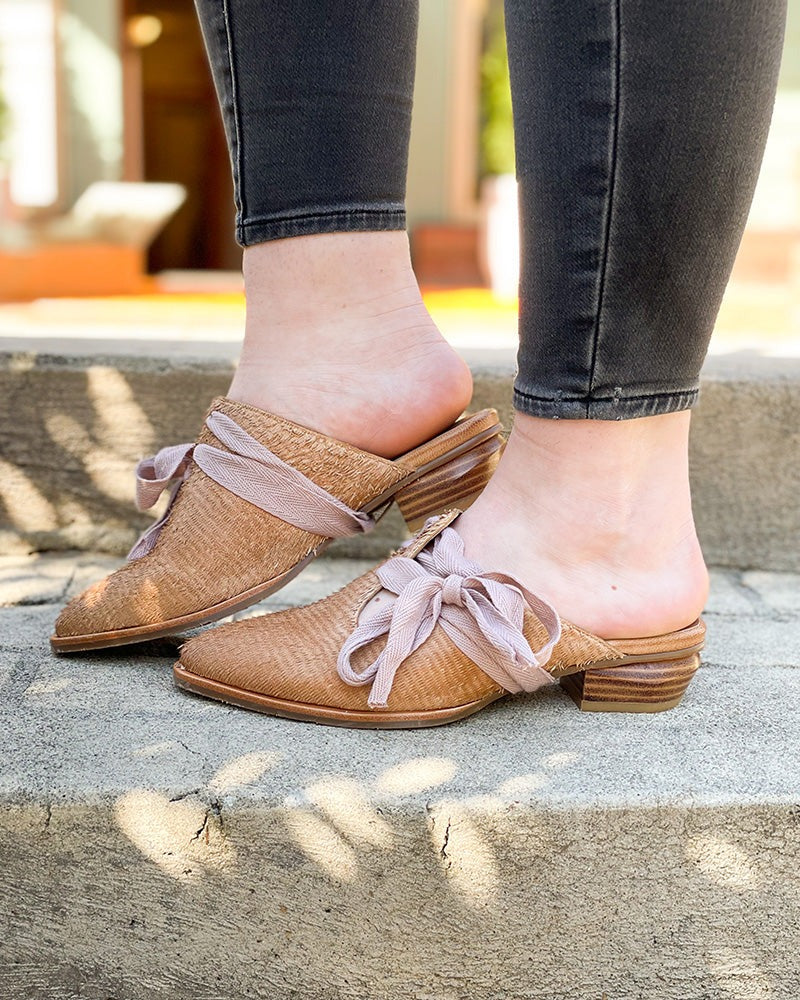 Antelope Ladee Mule – True Orange Boutique